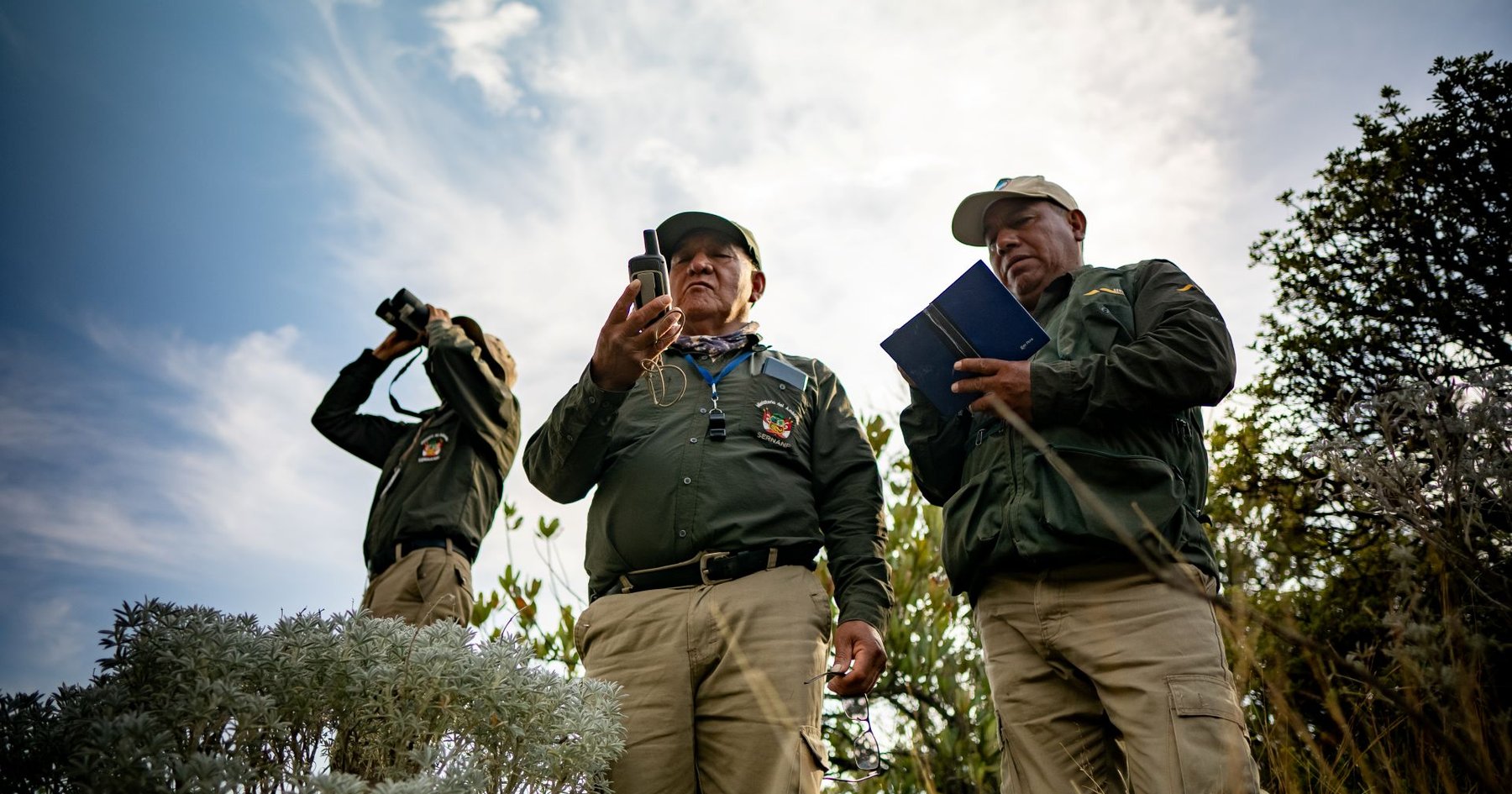 Ser guardaparque en Perú: una labor de alto riesgo y con derechos ...
